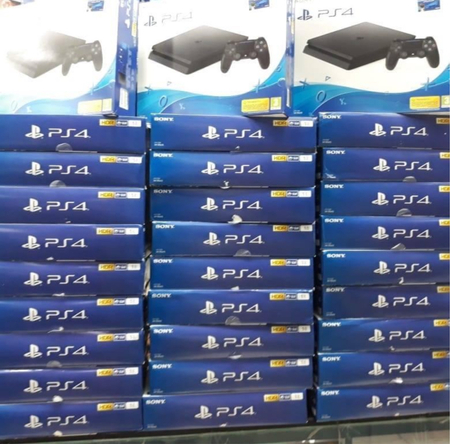 Playstation 4,5 slim 1TB играми на борту как на фото