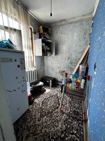 СРОЧНО !! Продается квартира в Яшнабаде 2/3/5 ( 48 кв/м ) Авиасозлар 4