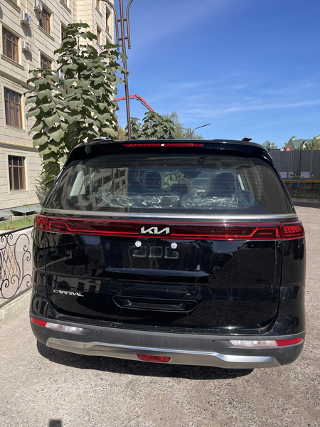 Kia Carnival Новый