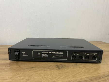 Denon Sanyo daewoo маяк электроника \\nЭЛЕКТРОНИКА  002\\nDenon CD\\nSanyo D