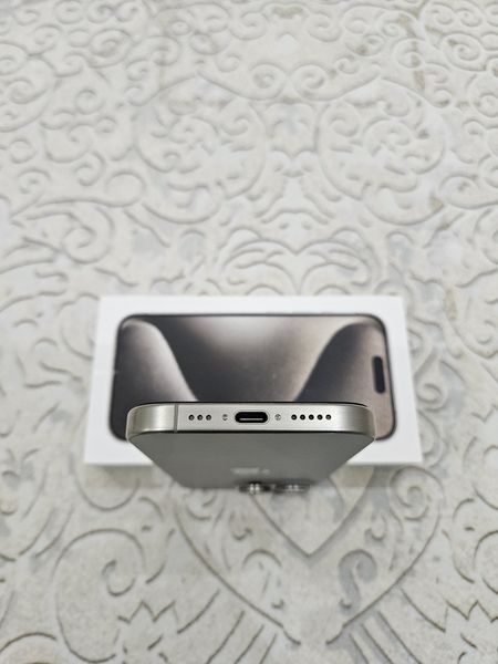 Iphone 15 pro 128 gb