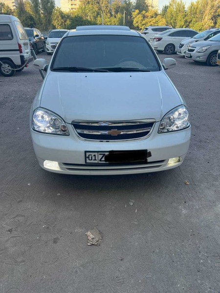 LACETTI 1.6 (ранги ок, 3-пазиция,автомат) сотилади
