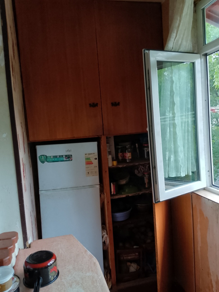Chilonzor 11 kvartalda 3 xonali uy sotiladi