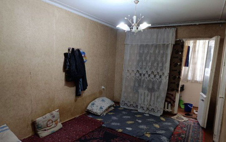 На 14 квартале Чиланзарского района продается квартира. 1/1/4