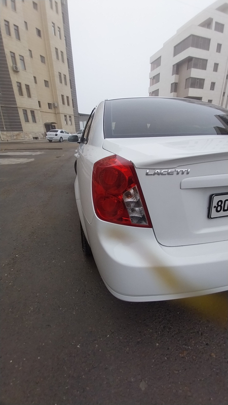 Lasetti 1.8 sastayanisi zur