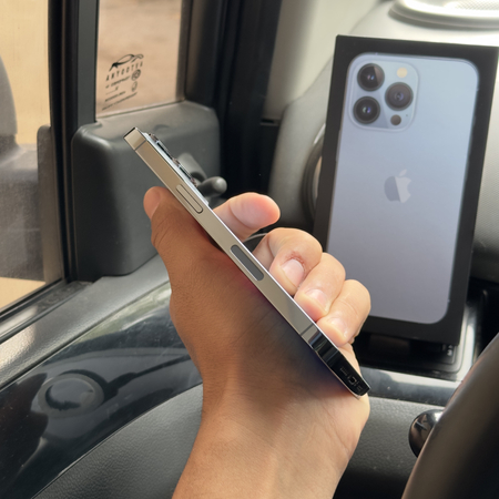 Iphone 13 pro Seria blue karopka bor