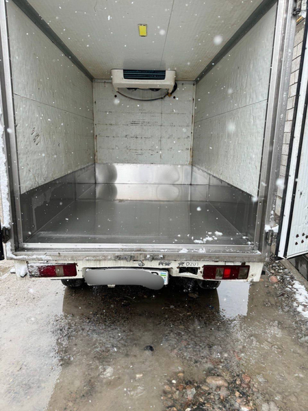 Damas labo Isuzu avtomobillarini pol qismini nerj list qoplab beramiz