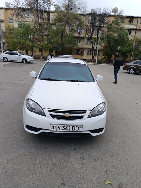 Jentra 2018 yil. Mehanika sotiladi. Probegi 40000 ming yurgan.