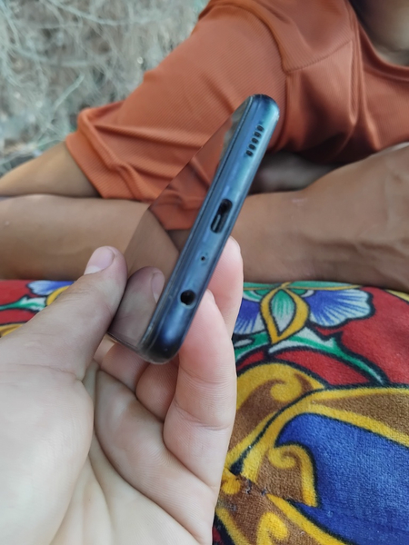 Samsung a22 128/8 xotira