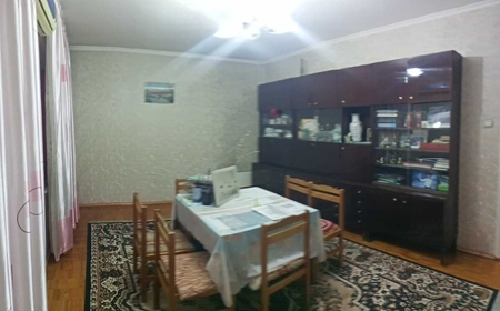 Госпитальный Капитал банк 3-комнатная 5/16 90 м² средн. сост 2 лифта