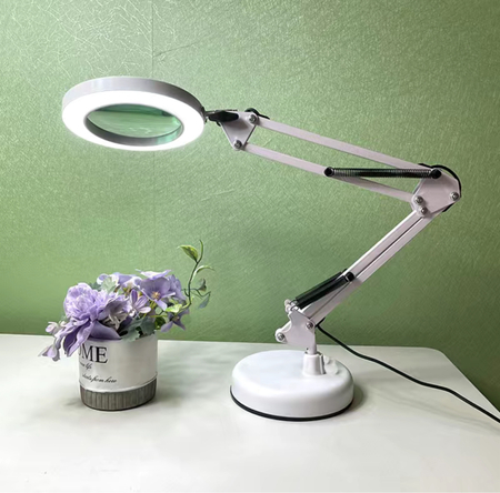 Led chiroq stol lupa