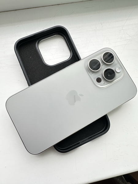 Iphone 15 pro Sotiladi
