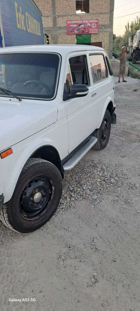 Нива 4×4 сотилади хамма жойи ишлайди