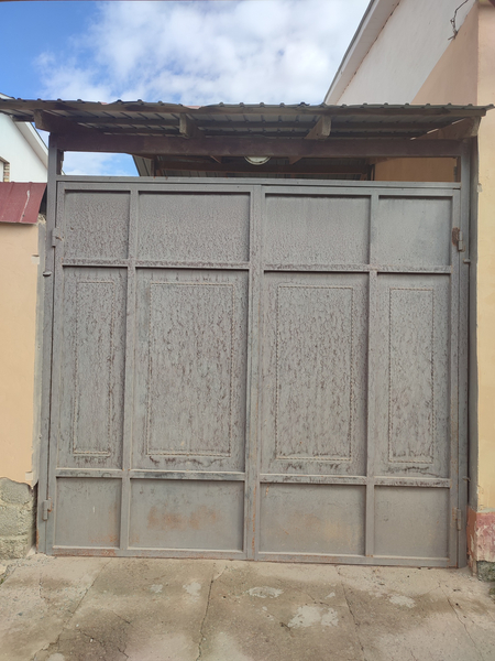 Darwaza sotiladi 255x285