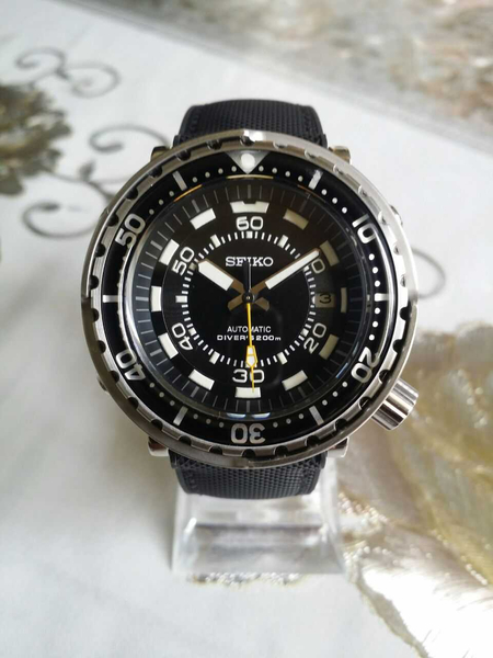 SEIKO Diver-200m