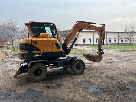 Экскаватор HYUNDAI ROBEX-55W