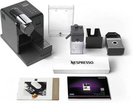 Капсульная кофемашина Nespresso с вспенивателем молока от De'Longhi