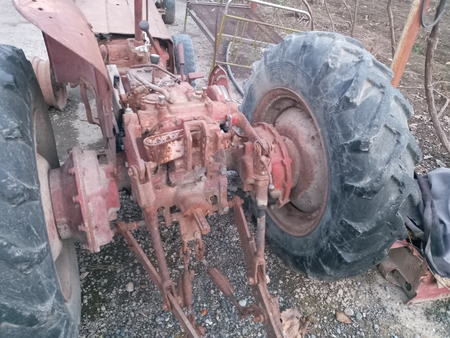 UTB445 Ruminskiy traktor