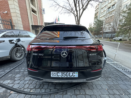Продам электромобиль Mercedes EQE350 SUV