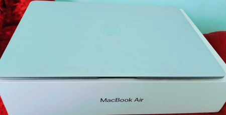 MacBook Air 2019 yil ( space grey ) - core i5 - 8/128 Gb_ 2 yaderniy