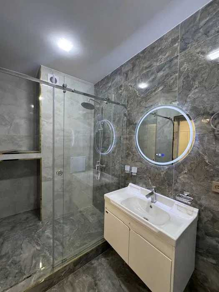 Продаю срочно с упаковкой и евроремонтом на Братских в City Mall 70м2`