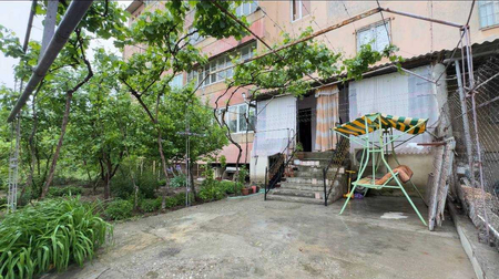 Эълон№4320  3 хона 4 хона қилинган  квартира.