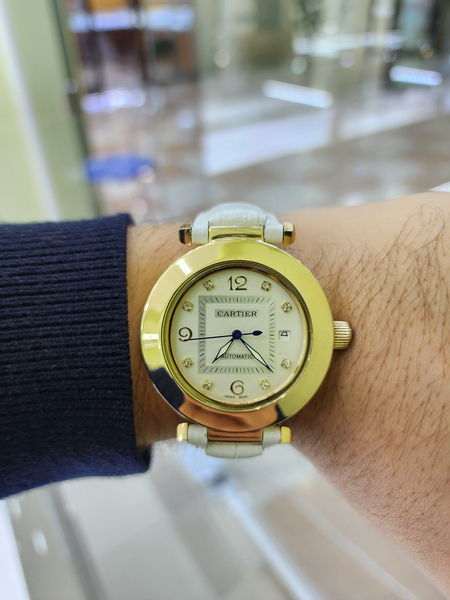 Продаю Золотые часы  Cartier, Новая моделька.
Новая моделька.