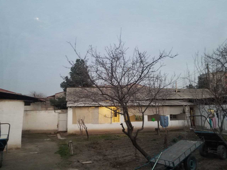 Qoyliqda joylashgan 6 sotihli uy sotiladi