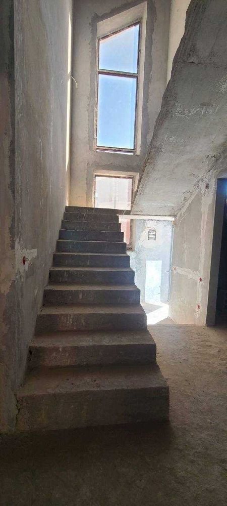 Motrid hududida Tanhouse sotiladi!