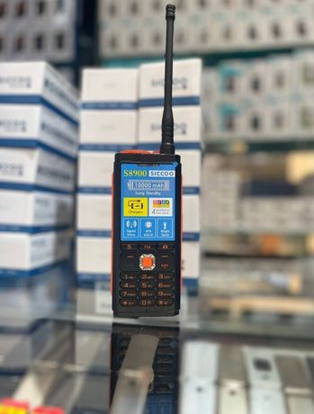 Siccoo 8900 yengi telefon