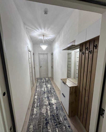 Olnozor city 2 xonali kv oilaga adendaga beriladi