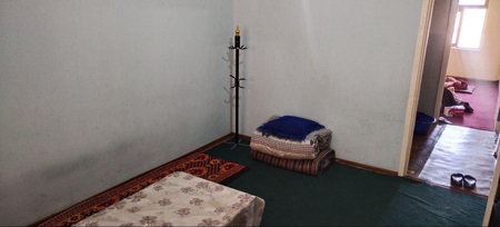 2xonali Uy Vagzalda Kelishilgan narxda