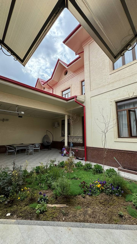 Продаётся Евро дом  Махалля  Юнусобод  рай газ