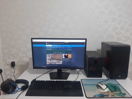 Просто не слабый комп. Не для фанатов ноутбука )