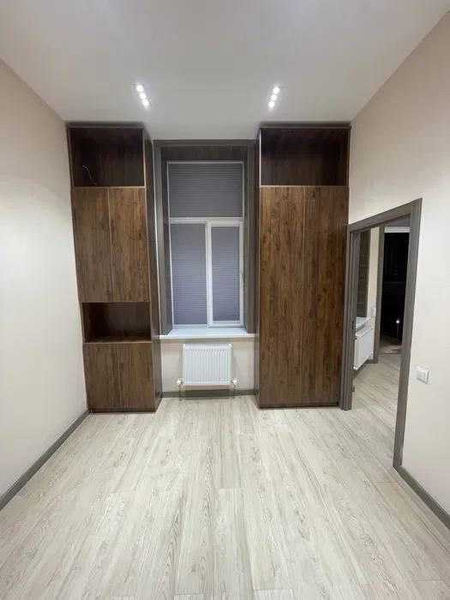 Аренда офиса в центре / Амира Темура, Федорович Ипак Йули Банк