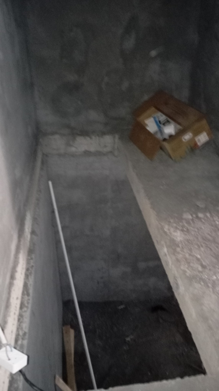 Продается дуплекс на 1 этаже 4 этажного дома.Тошкент район