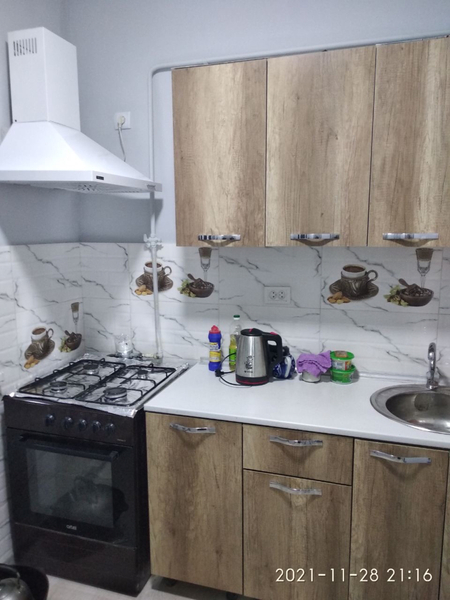 Чиланзар 8.  Евро ремонт 2 х комнатная 400$