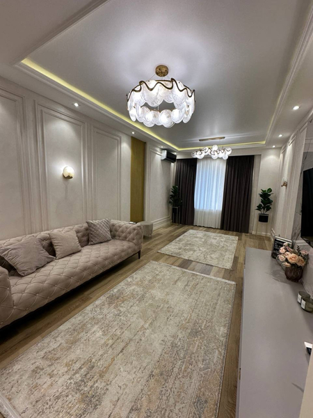 Продается 3х комнатная квартира,ЖК Сайрам,ор-р Буз базар,96 м2