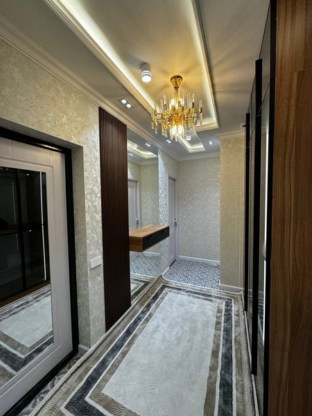 Максим Горький , 2в3/8/9 , зал 5*5 , новый ремонт , 83 000 у.е