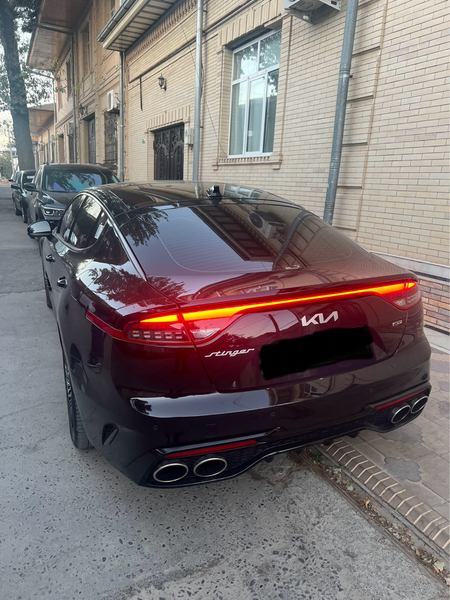 Kia STINGER 2023