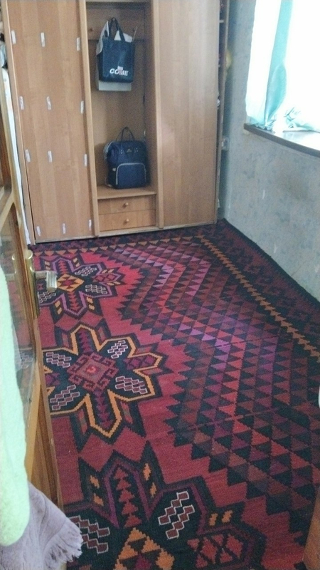 Сдается в аренду 1 комнатная квартира в бывшем общежитии на м.Буюк ипа