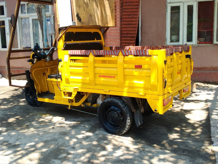 Elektroni sukuter gibrit