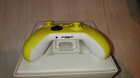 Продаётся Xbox controller