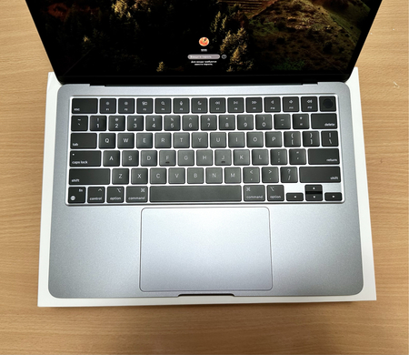 Yangi MacBook Air M2-8GB/256GB (Space gray) noutbuk