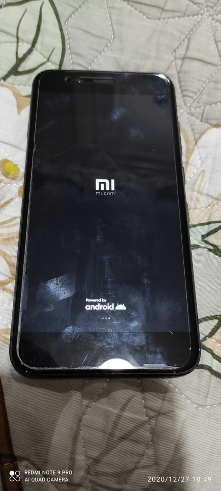 Продаётся телефон Mi A1 (4/64) в хорошем состоянии.