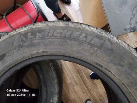 michelin 235/60/18