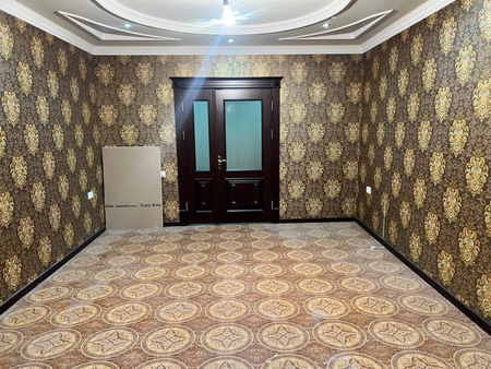 На Цуме 3/4/4, не торец,площ.90м2, ор-р 110 шк.