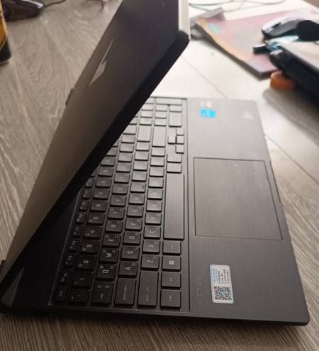 HP Victus [RTX 3050] GAMING