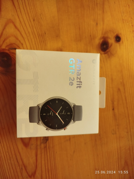 Amazfit GTR 2E в хорошем состоянии