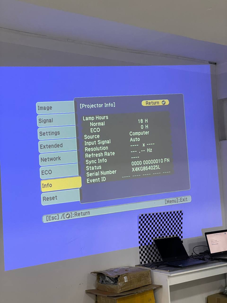 Proektor epsonnnn